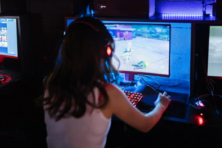 500+ Gamer Girl Usernames That You Can Use In 2025 - Daily Game